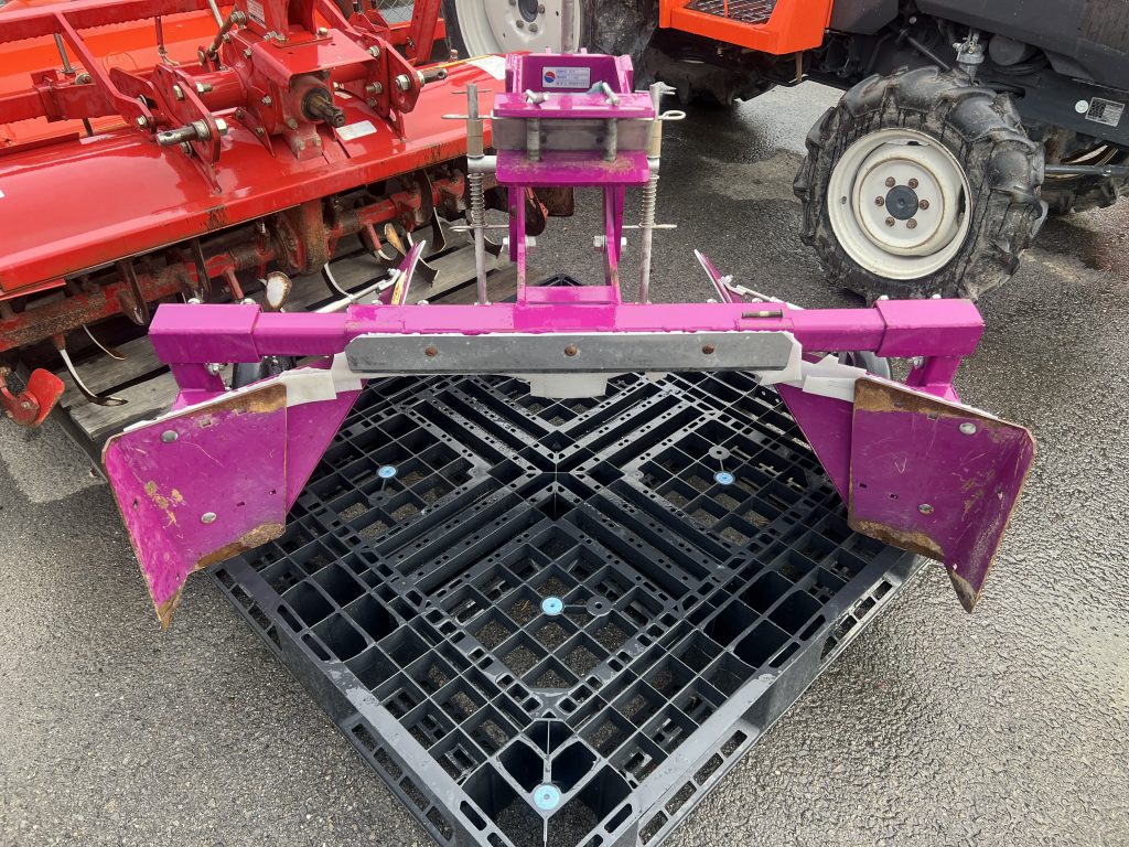 ササオカ 畝立てマルチ あとからだい作くん（牽引式） STA－DM121 | 神野農機